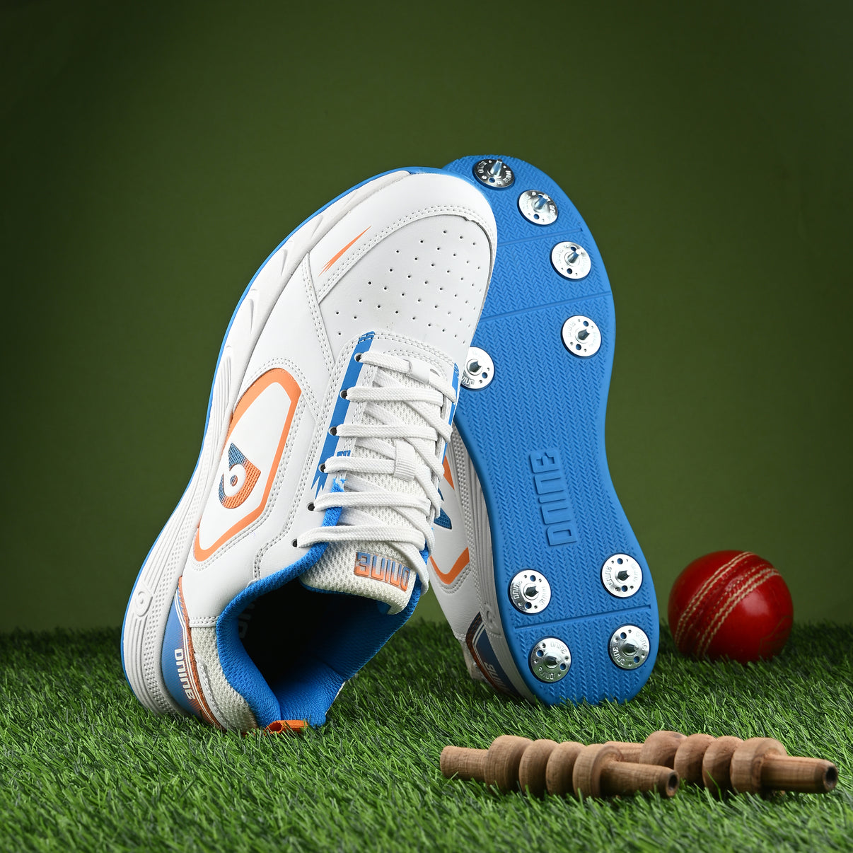 Thunder Batting Spike Cricket Shoes – DNINE